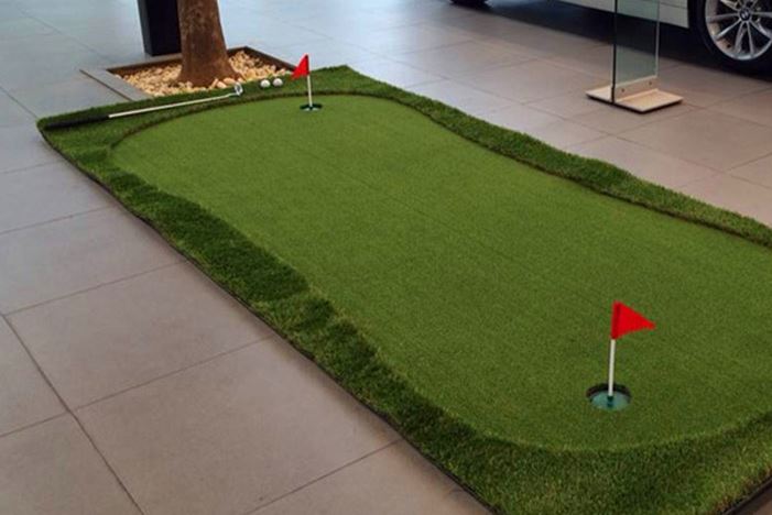 ARCADIA Roll-Up Putting Green - Indoor Training – Arcadia Golf Shop